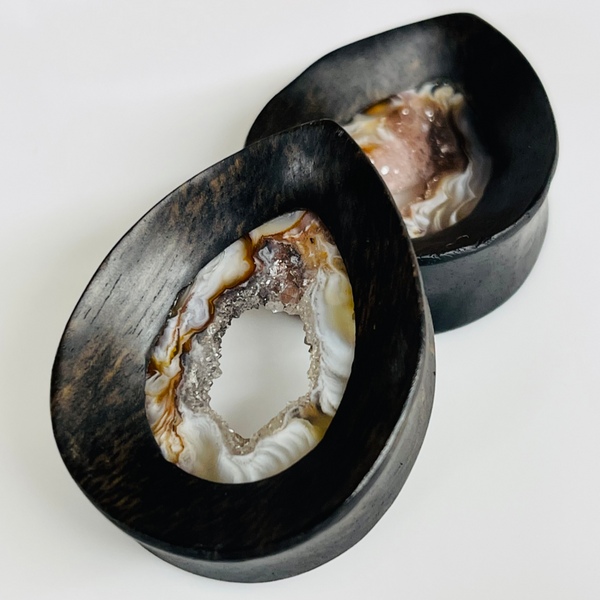 Ebony Brown Agate Geodes Teardrop Tunnels – Esoteric Organics